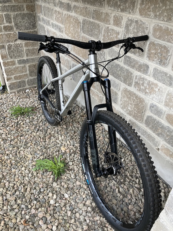 2021 Brand New Custom Commencal Meta HT AM For Sale