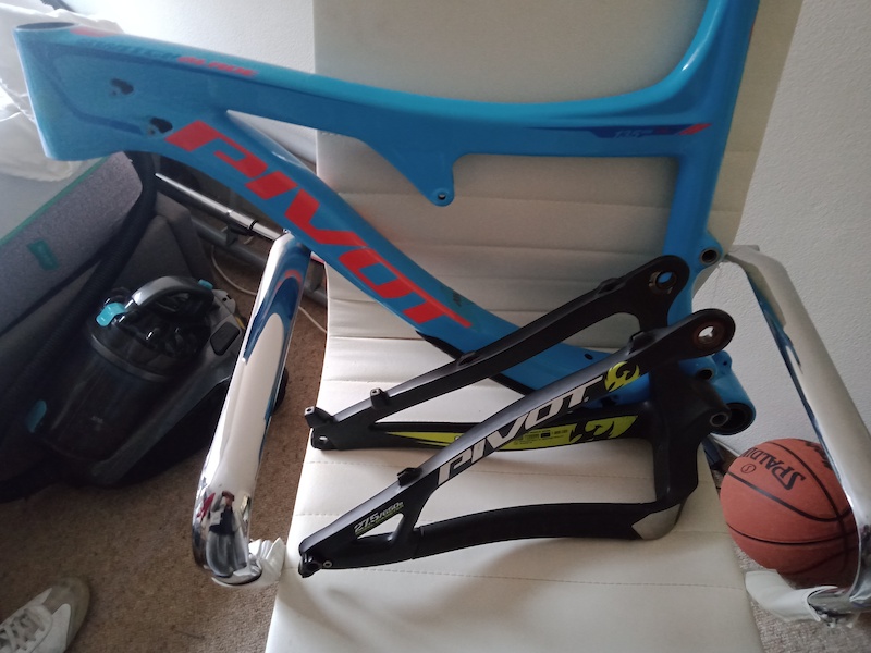 2018 WTB - Pivot Switchblade V1 rear triangle For Sale