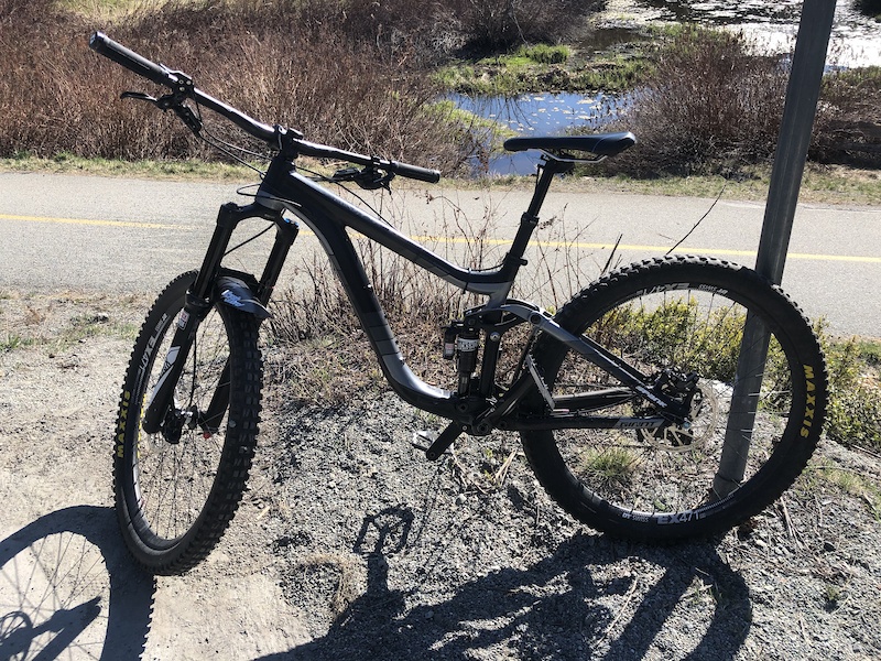 2016 Giant Reign 1 matte black/ grey For Sale