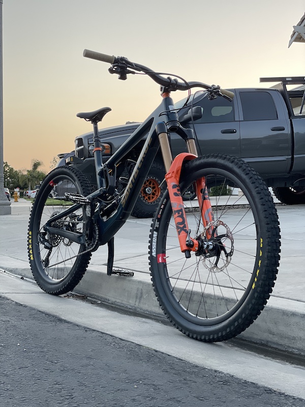 2019 Santa Cruz Nomad 4, Large, ***Pending Sale*** For Sale