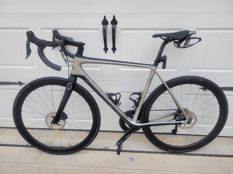 2019 Scott Addict RC15 Disc - 56CM - Like New For Sale
