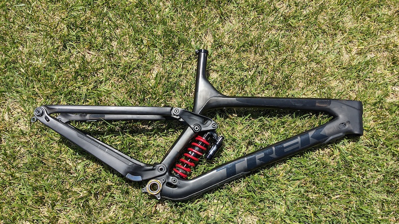 2020 Trek Slash 9.9 w/ Super Deluxe Coil For Sale