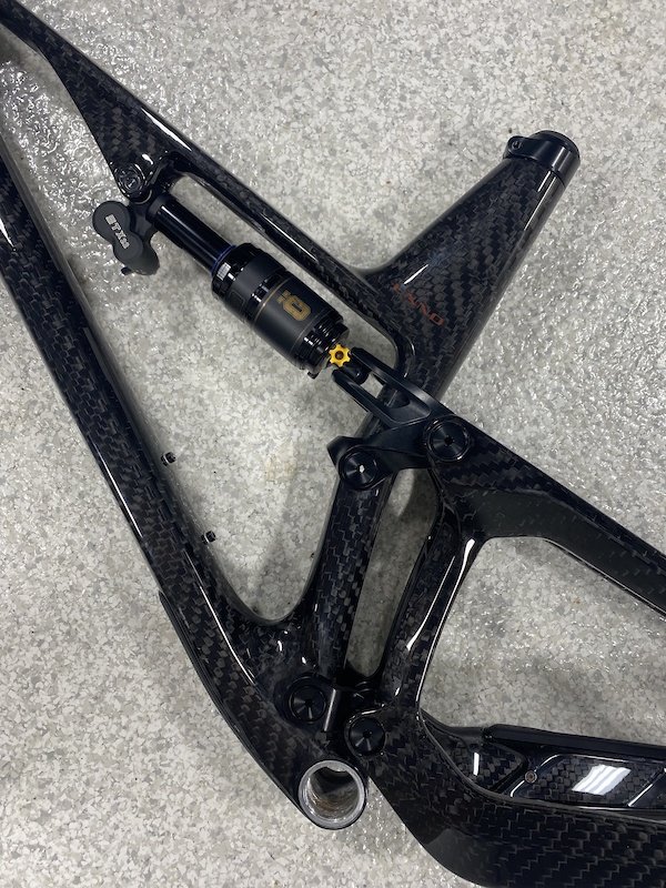 2020 UNNO DASH FRAME ONLY For Sale