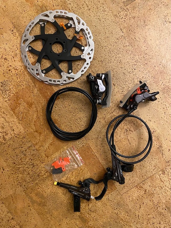 2021 NEW Shimano XT M8120 4-piston brakes and rotors For Sale