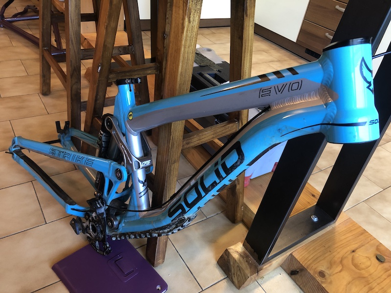 2017 Solid Strike EVO Frameset with Bos Void shock S/M For Sale