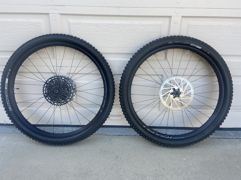 2021 Roval Traverse wheels with Roval hubs For Sale