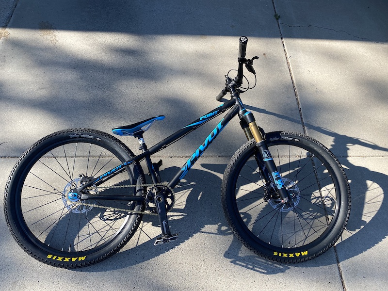 2013 Pivot Point DJ - NEW (one size) For Sale