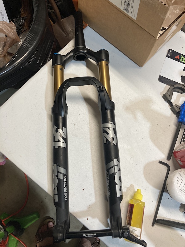 2019 Fox Factory 34 Step cast 29” 120mm 44mm offset For Sale