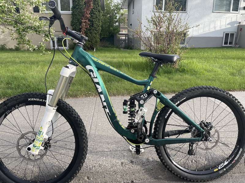 2011 Giant Faith Zero - Size Small For Sale