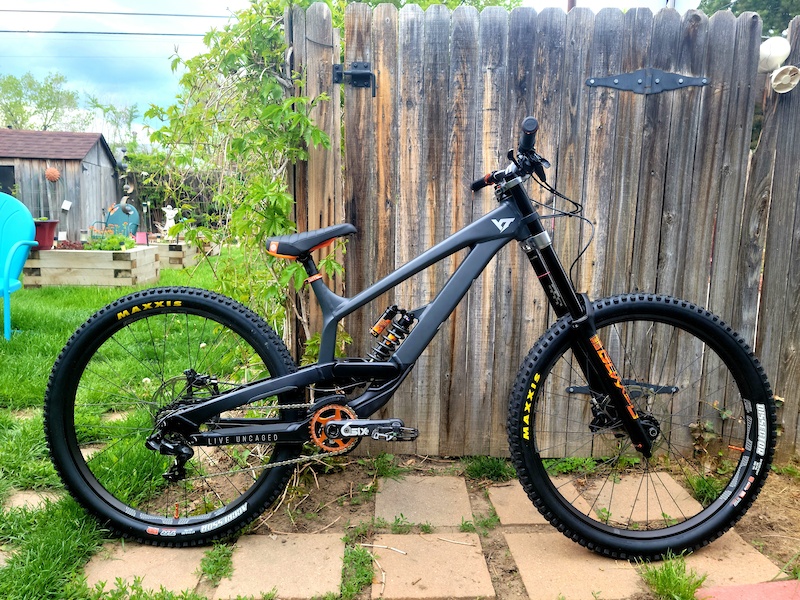 2021 YT Tues Custom For Sale