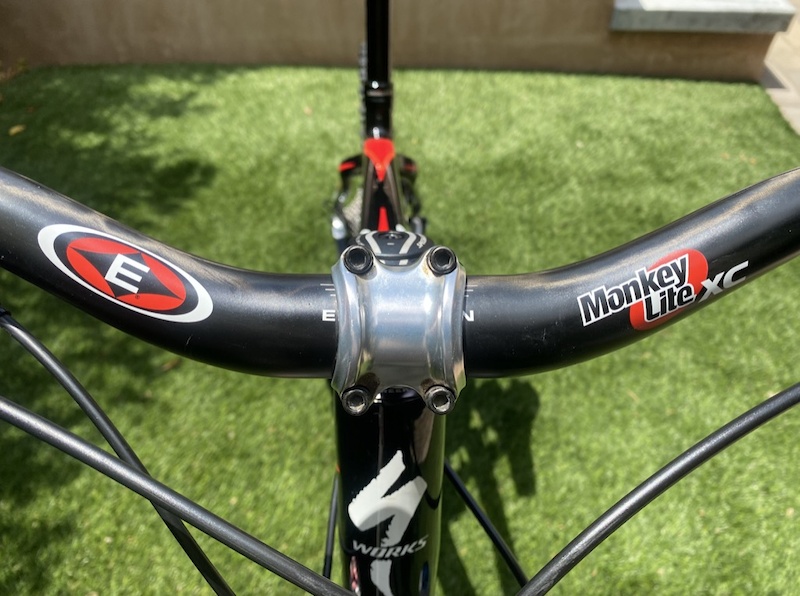 2006 Specialized Stumpjumper S-Works Carbon Hardtail 18 2006 Specialized Stumpjumper S-Works Carbon Hardtail 18