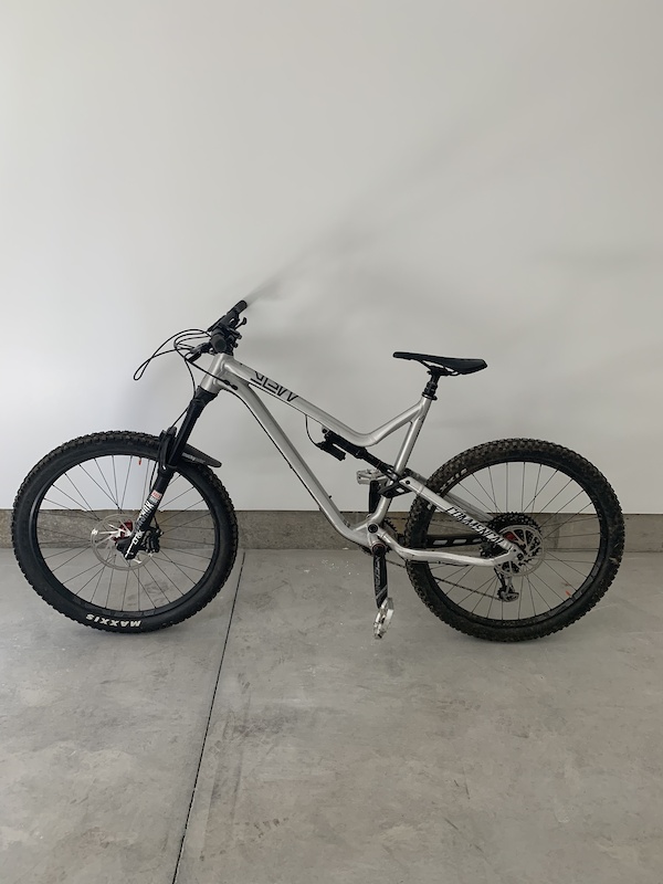 2018 Commencal Meta v4.2 Race size large For Sale