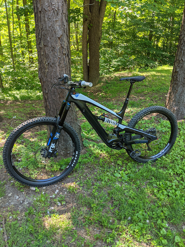 2019 YT Decoy CF Pro For Sale