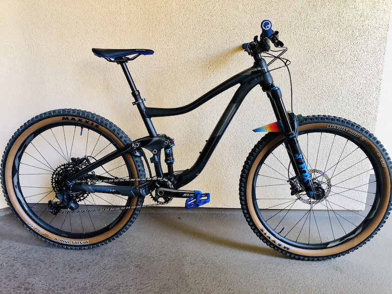 2019 Medium Giant Trance 2 27.5 w/ upgrades For Sale