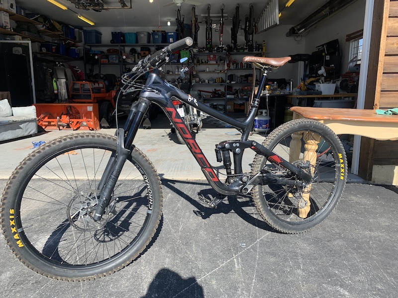 2018 Norco Range C7 (carbon) 27.5 large custom build For Sale