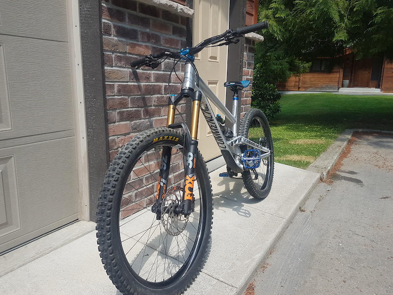2020 Commencal clash *custom high end build* For Sale