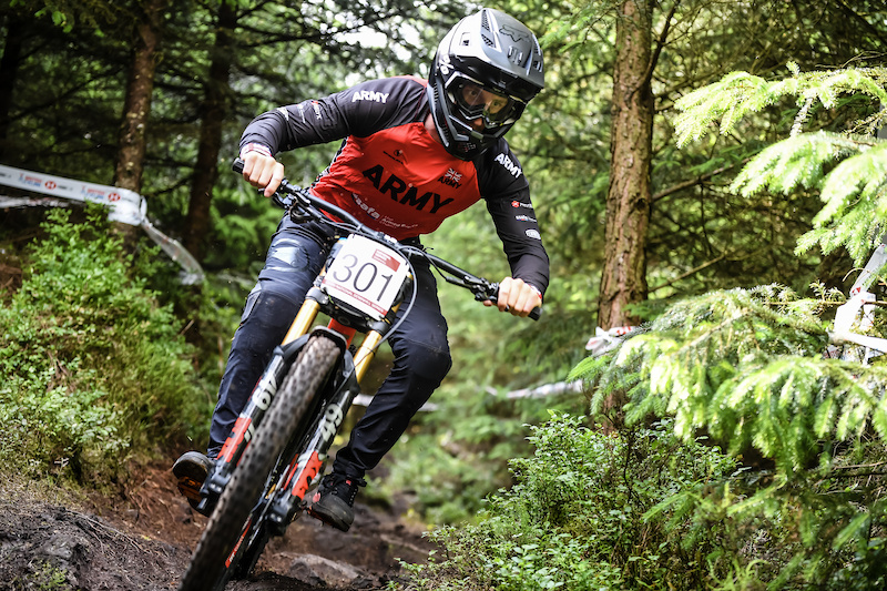 Race Report: British National Downhill Series Round 1 - Pinkbike