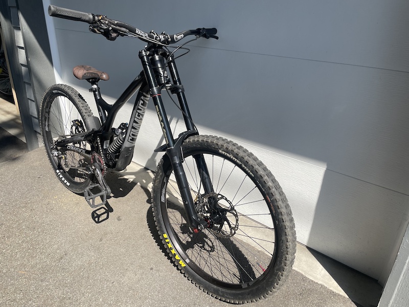 2017 Commencal Supreme DH V4.2 For Sale