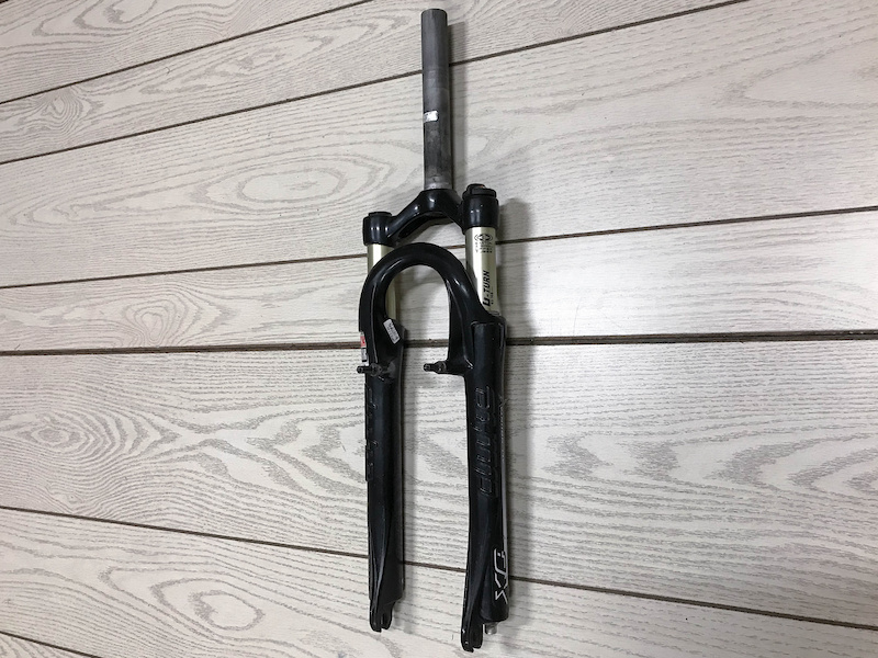 2004 STRAIGHT 1 1/8" Rockshox Duke 75mm R 9mm QR For Sale