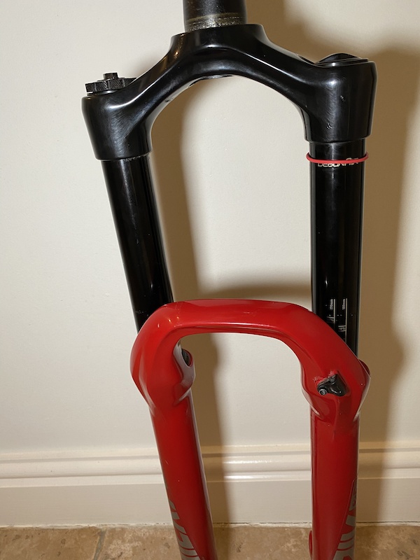 2021 Rockshox Lyric Ultimate - 180mm travel. For Sale