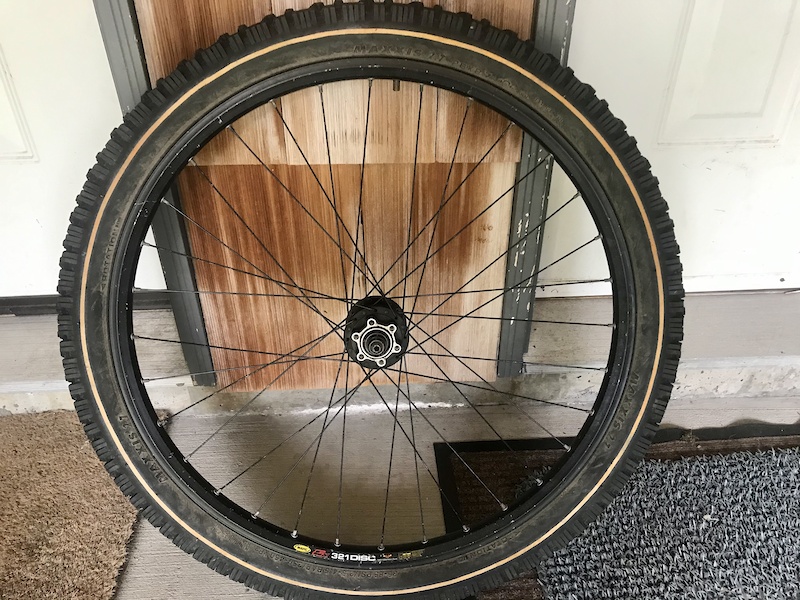 Mavic 321 26inch rim on Shimano qr hub For Sale
