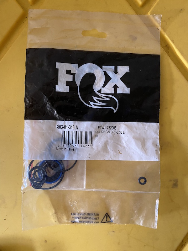 2020 FOX Grip2 Seal Kit for Factory-Series 36 and 40 Forks For Sale