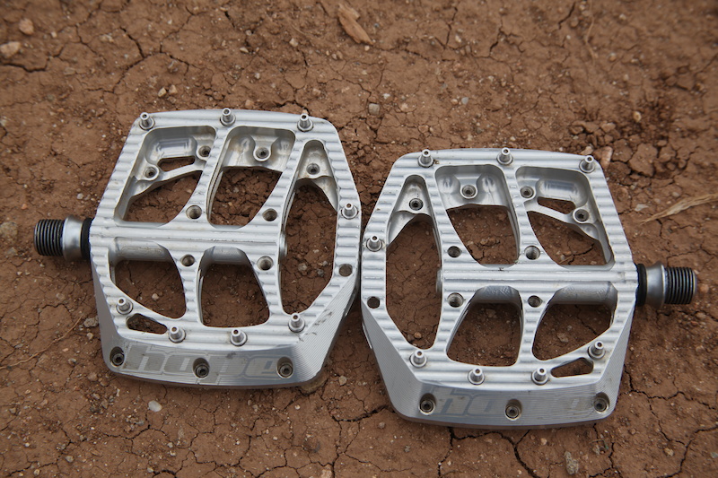 2020 Hope F20 Silver Flat Pedals Bling! For Sale