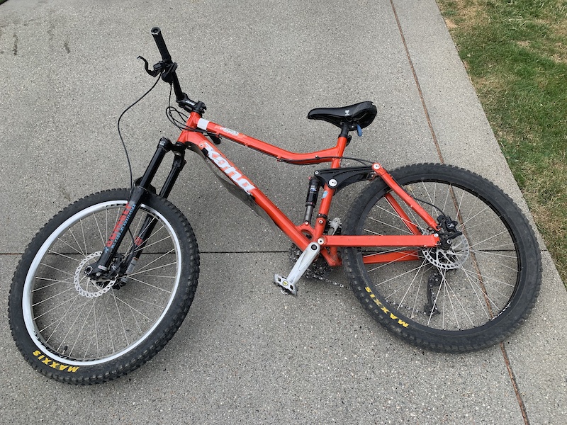 Kona Dawg. Full suspension. Large frame. 26” wheels For Sale