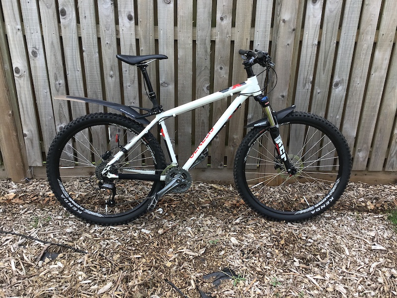 2015 Genesis Core 20 Size Medium For Sale