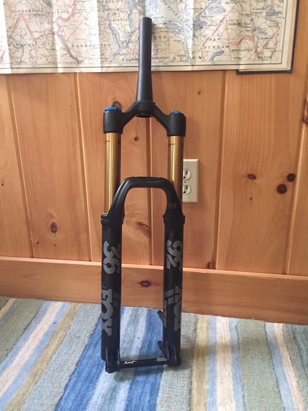 2019 Fox 36 160mm, 51mm offset, nearly-new condition For Sale