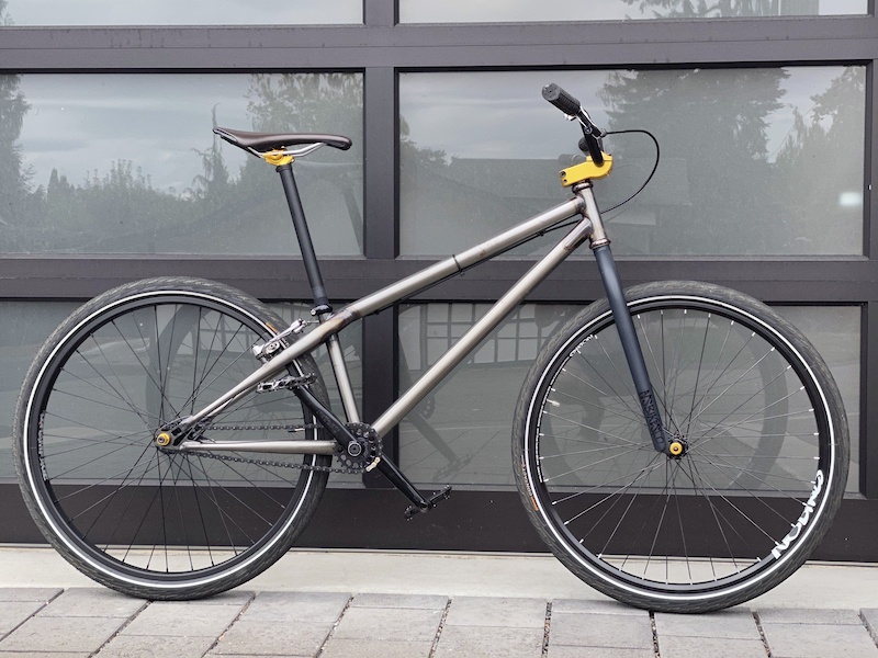 2010 Dobermann Molasse 26 Clear-coat bare steel For Sale