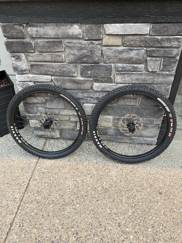2021 WTB STI 30 rims w/dt370 hubs microspline/rotors new!!! For Sale