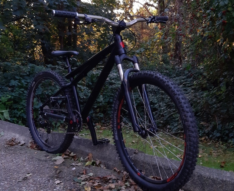 2008 GT Chucker Custom 26" mountain bike For Sale