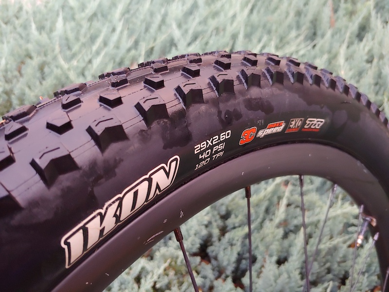 Pair of Maxxis Ikon 29 x 2.6 3C / EXO / TR 120 tpi For Sale