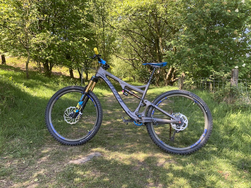 2018 Pivot Mach 6 Carbon L 27.5 For Sale