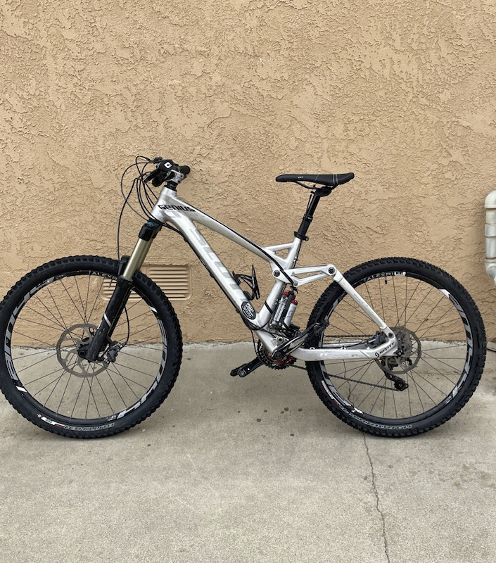 2012 Scott Genius LT40 Small frame 26” For Sale