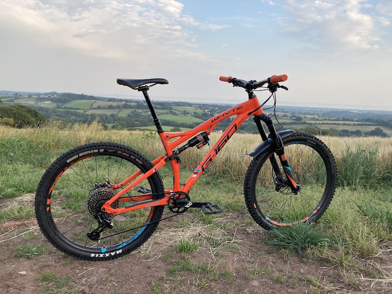 2017 WHYTE G160 WORKS SIZE MEDIUM For Sale