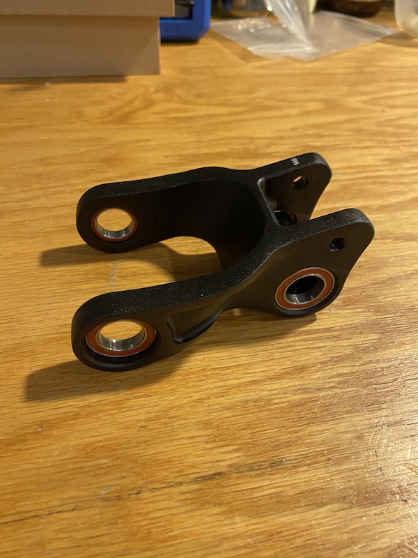 2019 Intense Spider Primer 140mm link parts and bearings For Sale