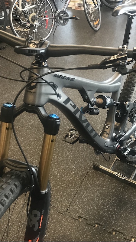 2020 Pivot Mach 6 X01 Reynolds For Sale