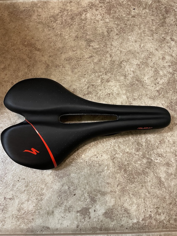 Specialized ruby saddle 155 For Sale