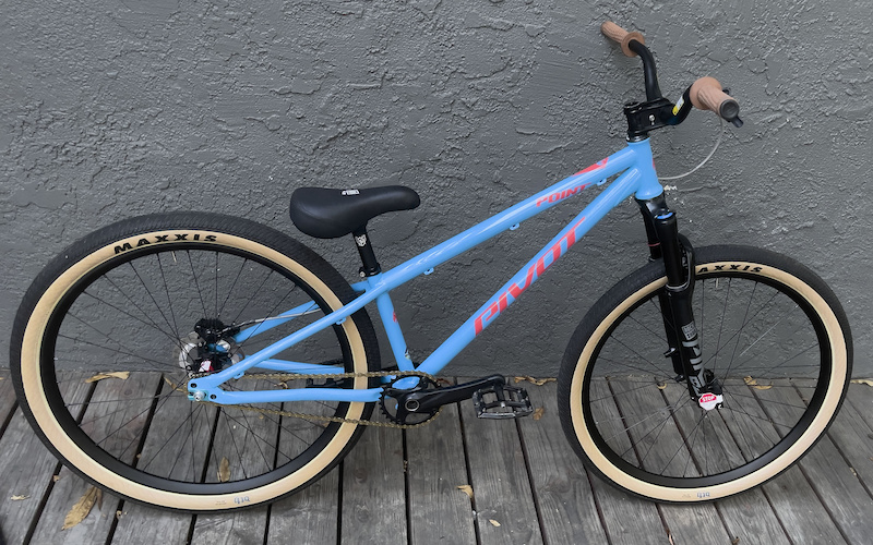 2019 Pivot Point Complete with Pike DJ, DT Swiss wheels For Sale