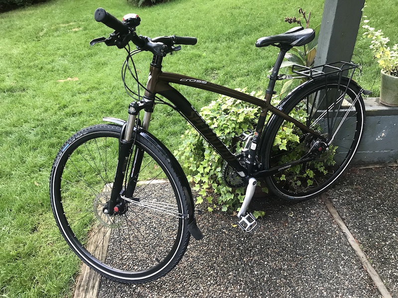 2012 Spcialized Crosstrail (Hybrid) commuter For Sale