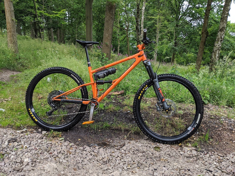 2019 Starling Murmur Frame and Shock, Size Large, UK made For Sale