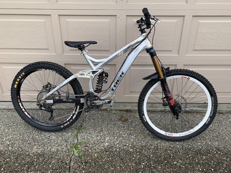 PRICE DROP Trek session freeride with lots of upgrades For Sale