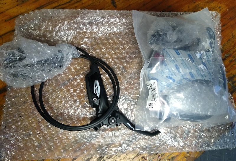 2022 SRAM G2R brakes front & rear, brand new For Sale