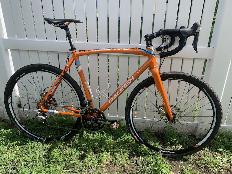 2014 Raleigh RX 2.0 56cm For Sale