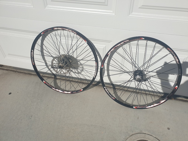 Vuelta XRP 26" wheel set For Sale