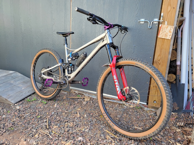 2021 Banshee Prime V3 size XL, Lyrik fork, wheels and tires For Sale