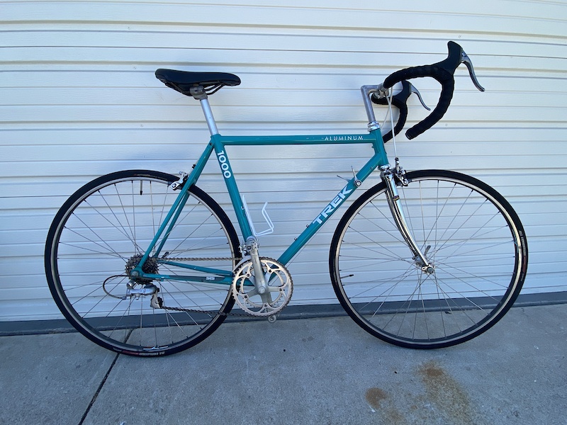 Restored and refurbished 1988 trek 1000 105 54 cm For Sale