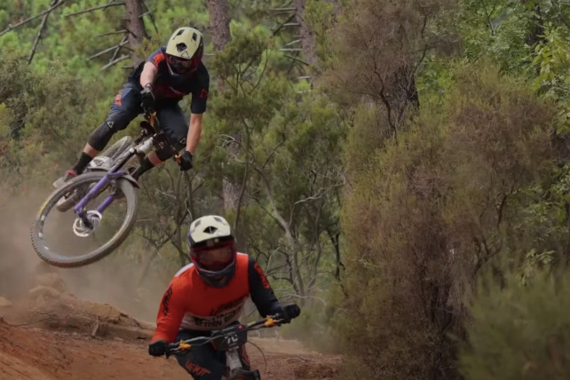 Video: Behind the Scenes at EWS Finale with Orange Factory Racing ...